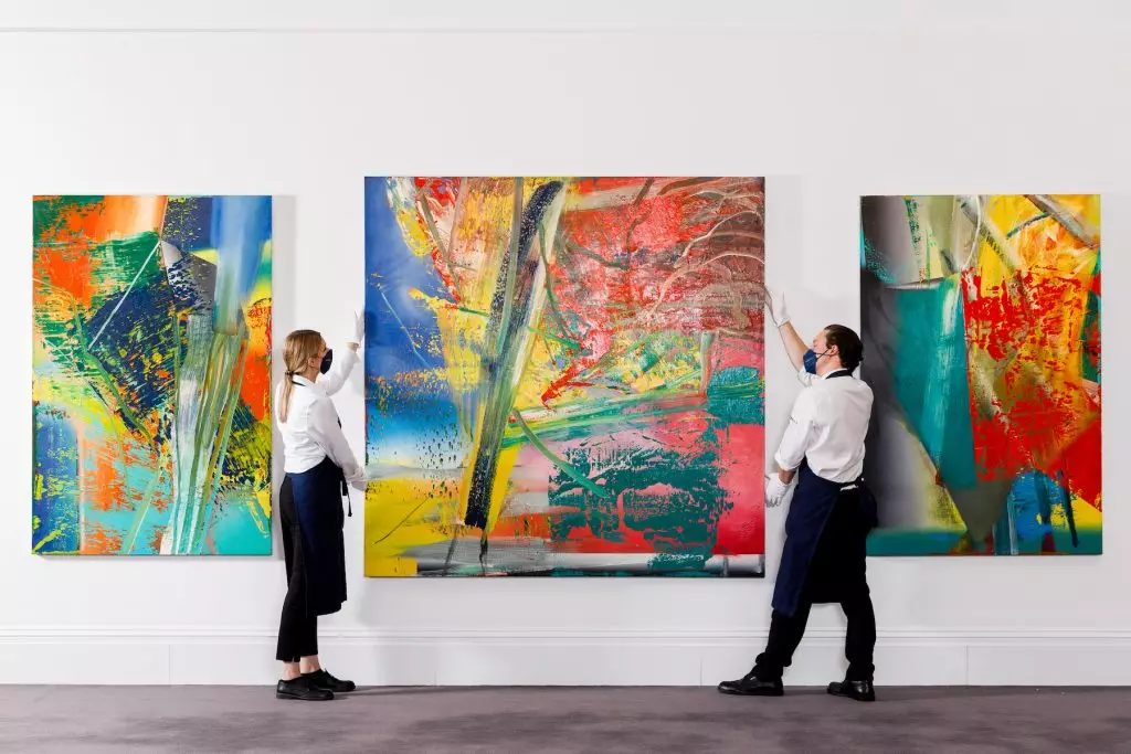 Trio Gerhard Richters, Lelang Sotheby's Contemporary Art Evening (14 Oktober). Courtesy Sotheby's.