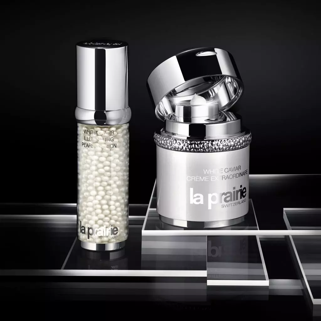 O White Caviar Essence Extraordinaire da marca suíça de cuidados com a pele será lançado em breve. Cortesia de La Prairie.