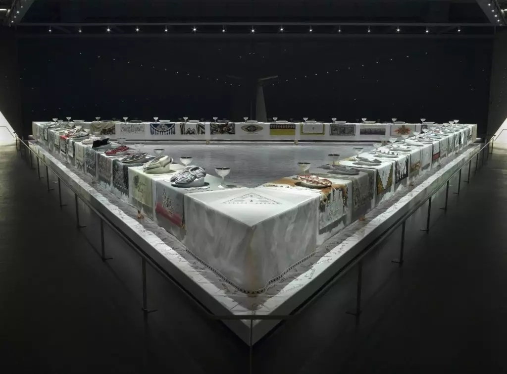 Judy Chicago, Partiya Dinner. Xwezî Muzexaneya Brooklyn.