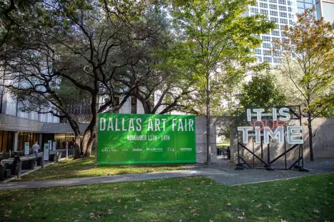 Når det kommer tilbake til form, vil årets kunstmesse i Dallas feire Texas' blomstrende kunstscene