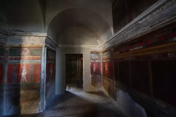 Mandeha ihany ny fanarenana an'i Pompeii