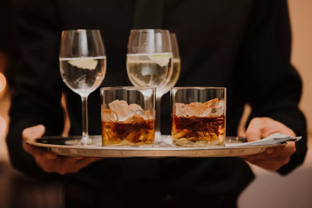 Gæsterne blev mødt med vin og cognac fra Hennessy. Foto udlånt af Lauren Colchamiro.