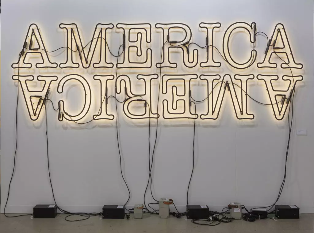 Glenn Ligon, Dubbel Amerika 2 (2014). © Glenn Ligon, met dank aan The Broad.