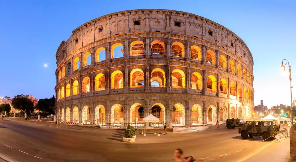 Colosseum dị na Rome. Foto: Thierry Monasse/dpa. Foto nke Thierry Monasse/njikọ foto site na Getty Images.