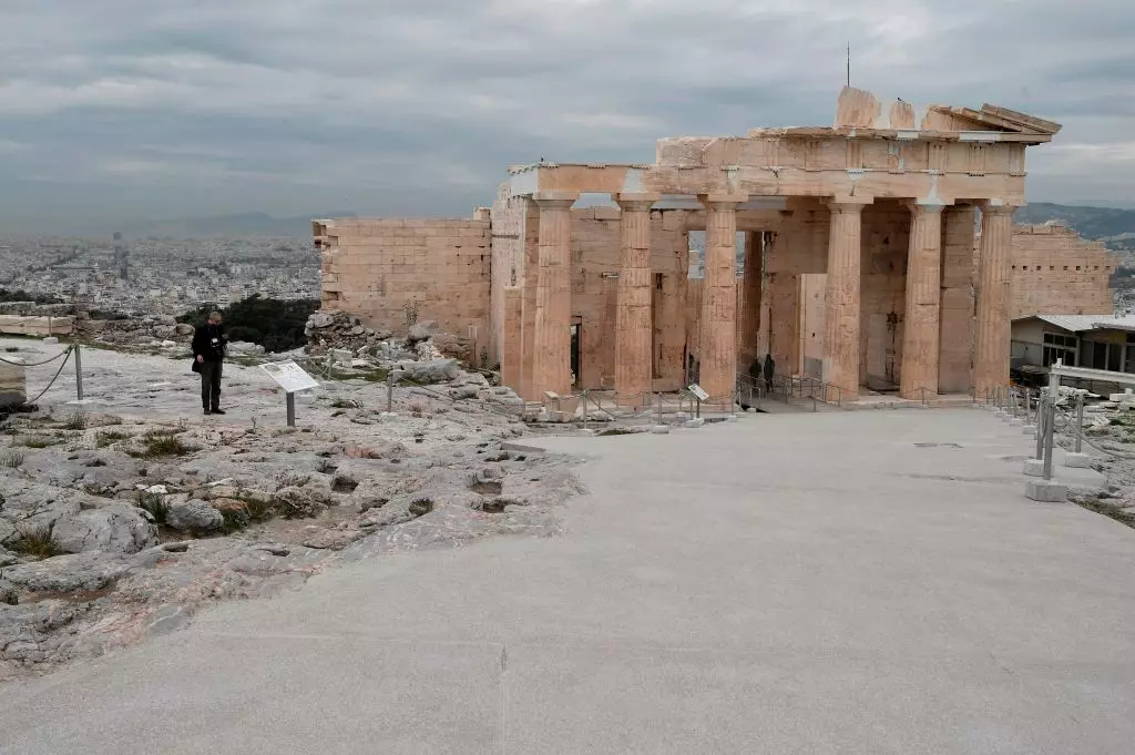 Lusinan Arkeolog Marah Mengatakan Renovasi yang Direncanakan Acropolis Akan Merusak Situs Warisan Dunia