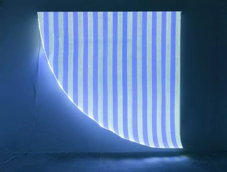 Un traballo de tecido de Daniel Buren. Foto: cortesía Bortolami Gallery.