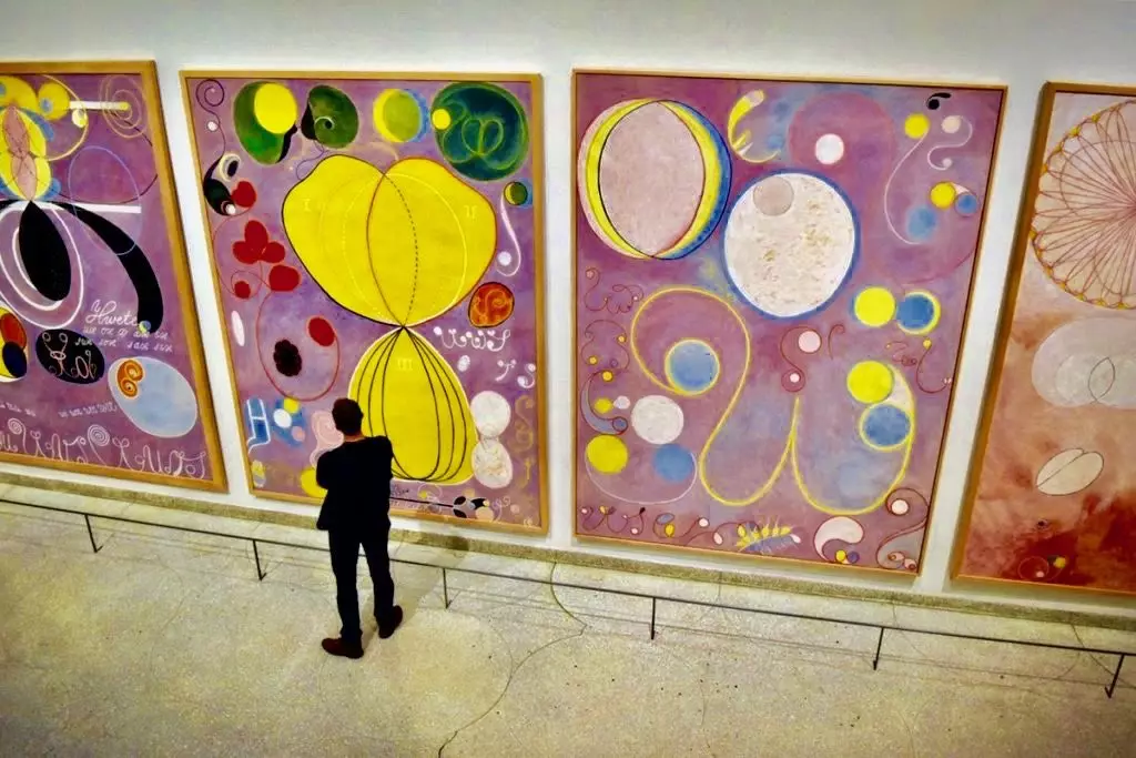 Kial la okulta spiriteco de Hilma af Klint Faras ŝin la Perfekta Artisto por Nia Teknologie Disrompita Tempo 12994_1