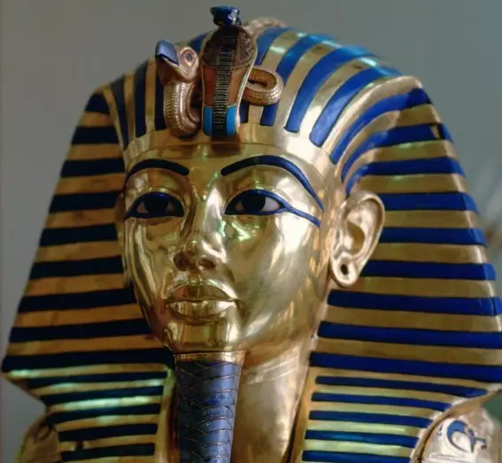 Müsüriň Kair muzeýinde şa Tutankhamunyň jaýlanyş maskasy. Photo: Tim Graham, Getty Images tarapyndan berlen.