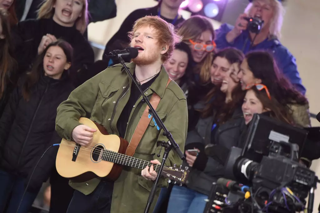 Pop Star Ed Sheeran e Fa'alogo i Lona Tama Tusia-Talafaasolopito Pe a Filifilia Fa'ata'ita'i 13697_1