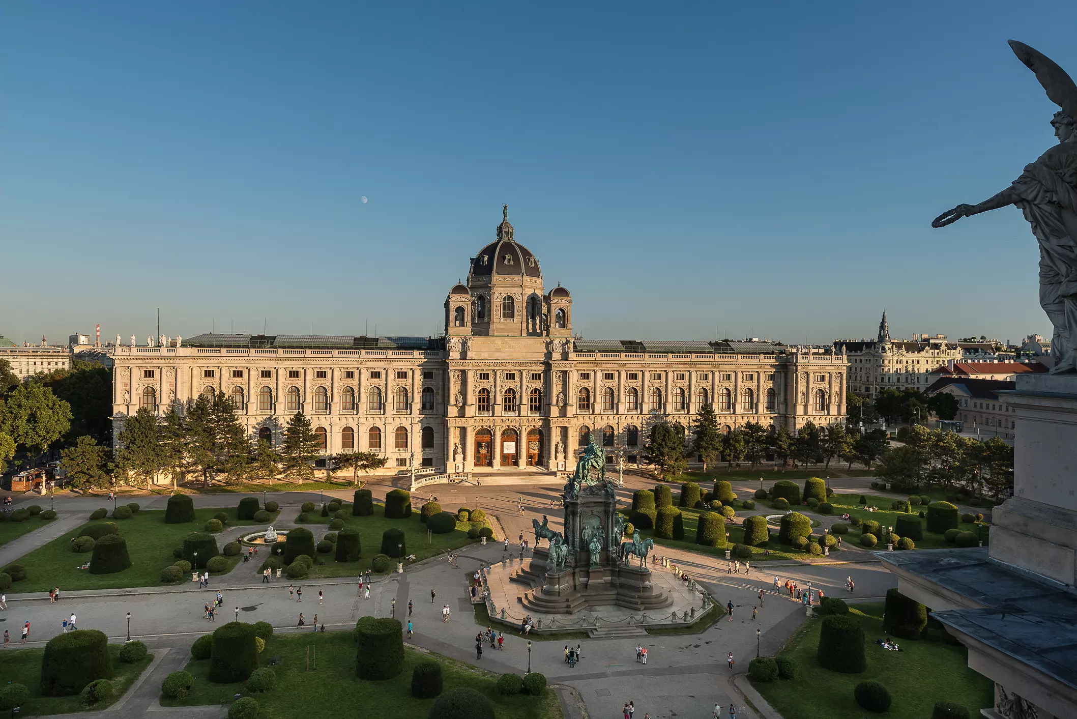 Los museos en Austria cerrarán el lunes cuando el país vuelva al confinamiento en medio de una nueva oleada de casos de covid-19