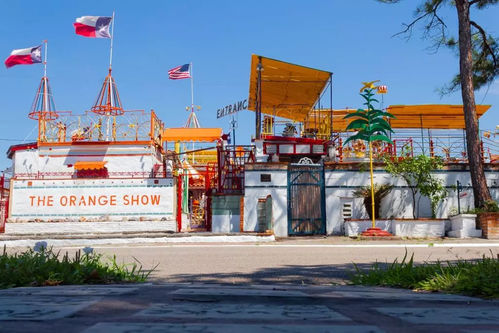 Orange Show monument. Foto on tehtud Houstonis asuvast Orange Show Center for Visionary Artist.