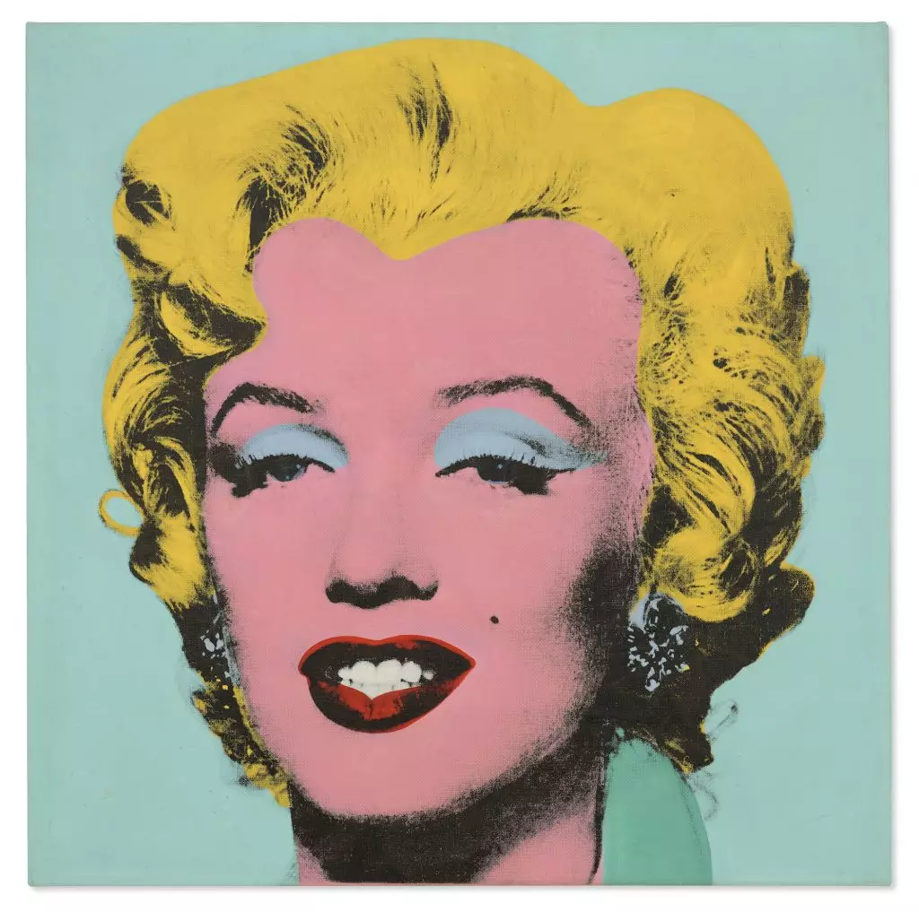 "Marilyn" de Andy Warhol, taksita alporti 200 milionojn da dolaroj, povus fariĝi la plej multekosta artverko iam ajn vendita ĉe aŭkcio.