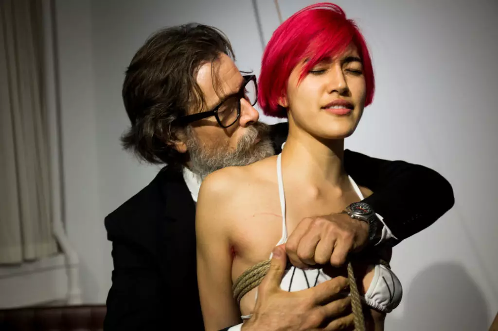 Emma Sulkowicz, Con tàu đang chìm (2017). Ảnh của Katia Repina.