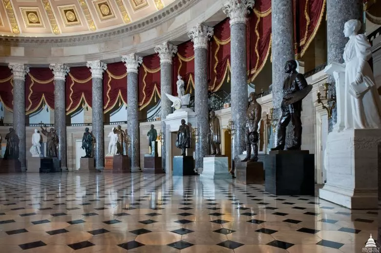 National Statuary Hall. Isithombe sihlonishwa yi-Architect of the Capitol.