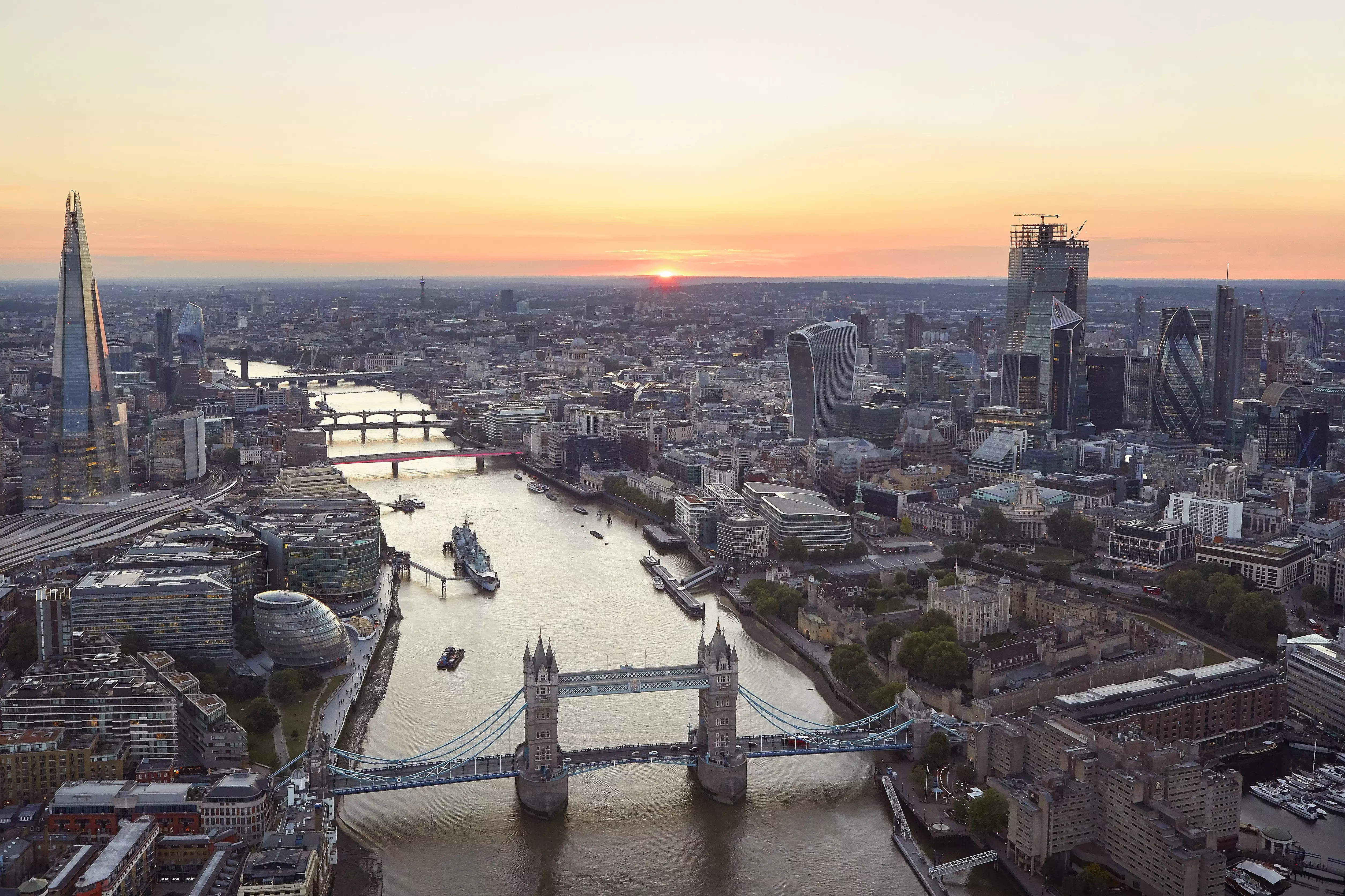 Kas tunnete end Londoni galerii nädalavahetuse 150-liikmelisest nimekirjast rabatuna? Siin on 3 näpunäidet, mis aitavad teil Mammuti sündmusel orienteeruda