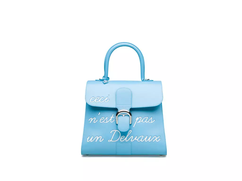 Сурет Delvaux сыйлығымен.