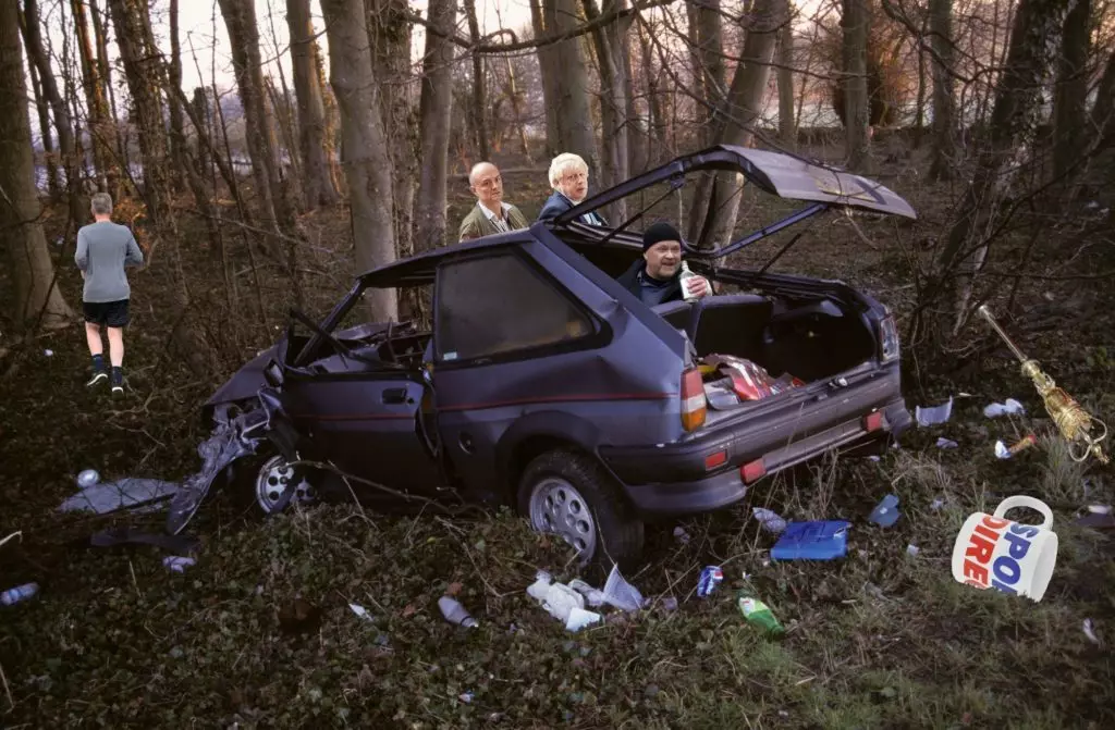 A hidegháborús Steve szatirikus álláspontja az Egyesült Királyság miniszterelnökének parlamenti működésének törvénytelen felfüggesztéséről, 2019. szeptember 24. A művész szerzői joga.