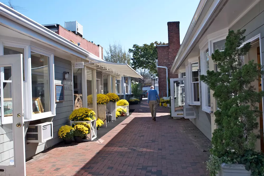 Pace Gallery'nin East Hampton'daki yeni mekanı. Sylvia Muller'in fotoğrafı. Resim Mill House Inn'in izniyle