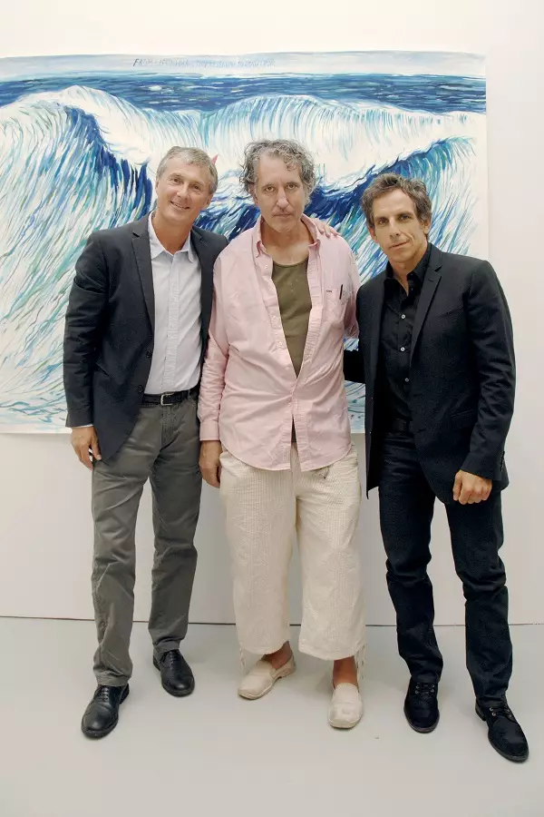 David Zwirner bersama Raymond Pettibon dan Ben Stiller Foto: Michael Plunkett/Patrick McMullan.