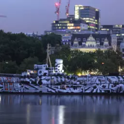 Tobias Rehberger、Dazzle Ship、2014年写真：David Kew