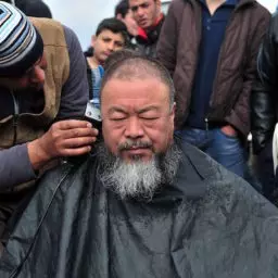 Ai Weiwei kreira umjetnost prsluka za spašavanje izbjeglica u Beču 18546_4