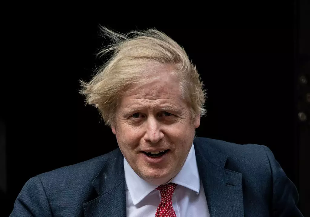 Ujumbe wa WhatsApp Unaonyesha Boris Johnson Akijitolea Kusaidia Maonyesho Mpya ya Kitamaduni kwa Kubadilishana kwa Ukarabati wa Nyumba ya Dhana. 1884_1