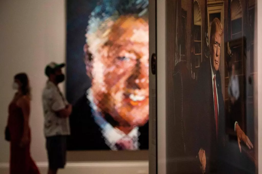 Restoring a Tradition Trump Skipped, Joe Biden Will Welcome Barack Obama to the White House to Unveil His Old Boss's Portrait 1947_2