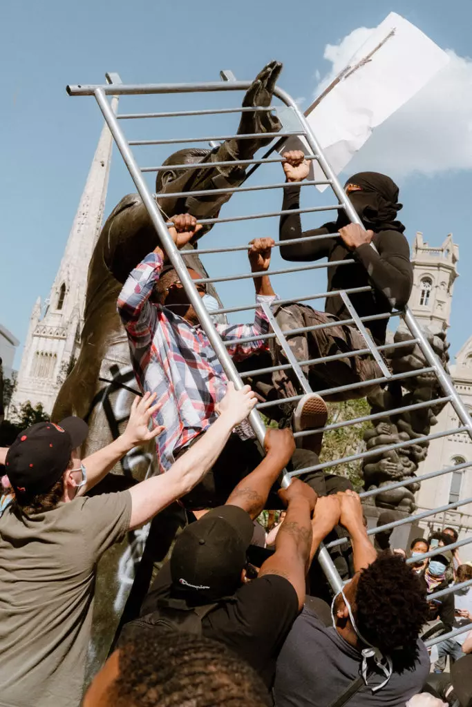 Marcus Maddox, Lub Defacing ntawm Frank Rizzo Pej thuam (2020).