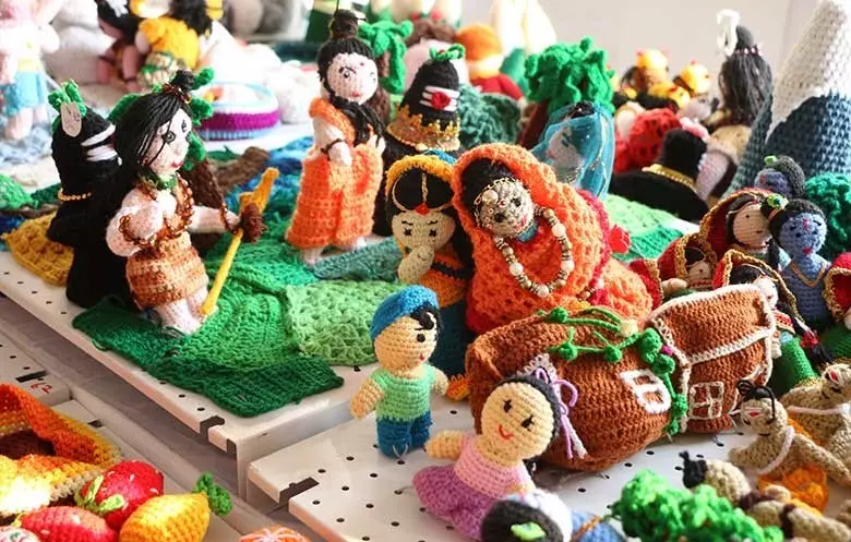 Trưng bày lớn nhất của các tác phẩm điêu khắc bằng móc là Crochet Queens của Mẹ Ấn Độ tích lũy được. Ảnh do Kỷ lục Guinness Thế giới cung cấp.