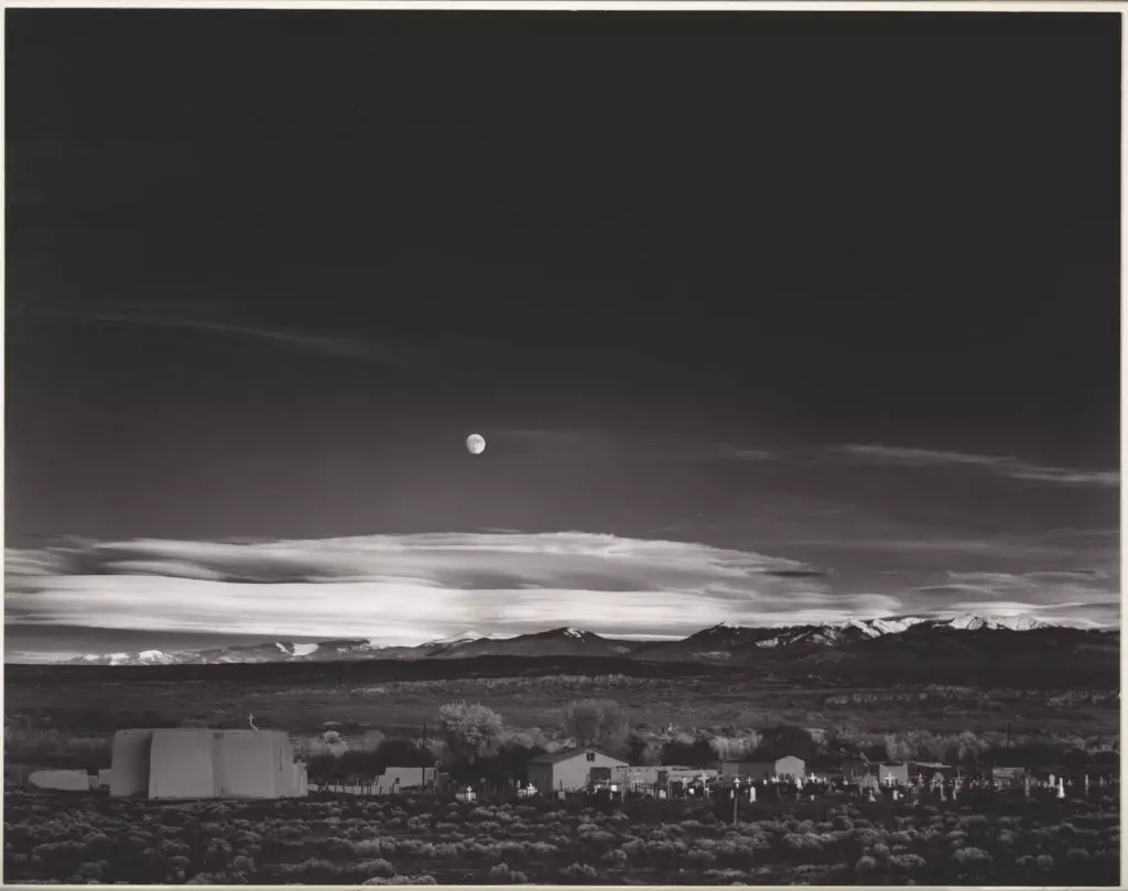 Jonga uMboniso ka-Ansel Adams Iifoto zakwangoko 21109_1