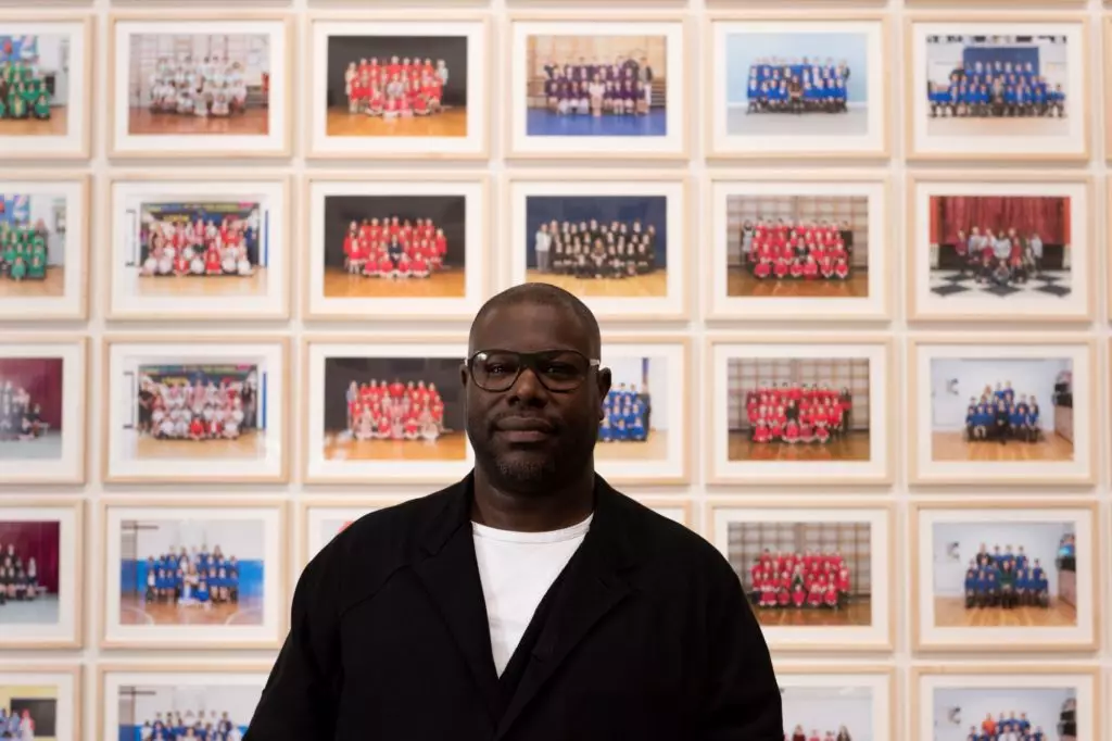 Aworan ti Steve McQueen ni Odun 3 ni Tate Britain. ©Tate. Fọto Jessica McDermott.