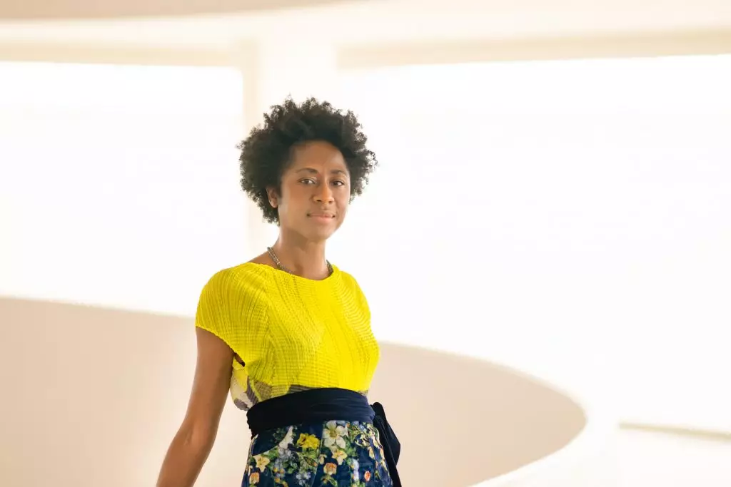 Naomi Beckwith im Guggenheim. © Solomon R. Guggenheim Foundation, 2021. Foto: Jens Schott Knudsen.