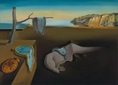 Salvador Dalí, Na-adịgide adịgide nke Nchekwa, 1931. Ụlọ ihe ngosi nka nke Art Modern, New York.