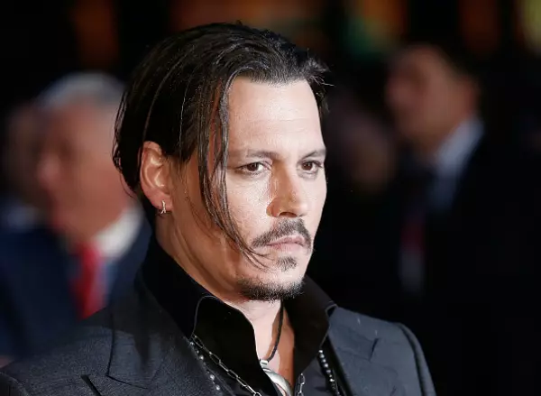 2015-ci ildə Londonda Conni Depp. BFI üçün John Phillips/Getty Images tərəfindən fotoşəkil.