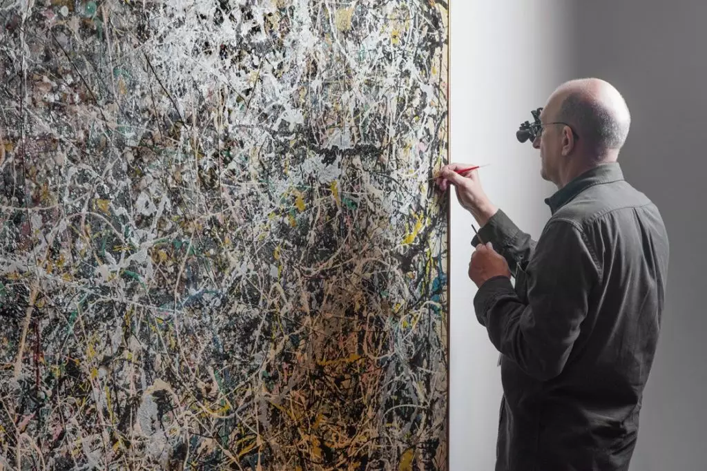 Pag-install ng view ng Jackson Pollock's Number 1, 1949: A Conservation Treatment, courtesy of the Museum of Contemporary Art, Los Angeles, larawan ni Brian Forrest.