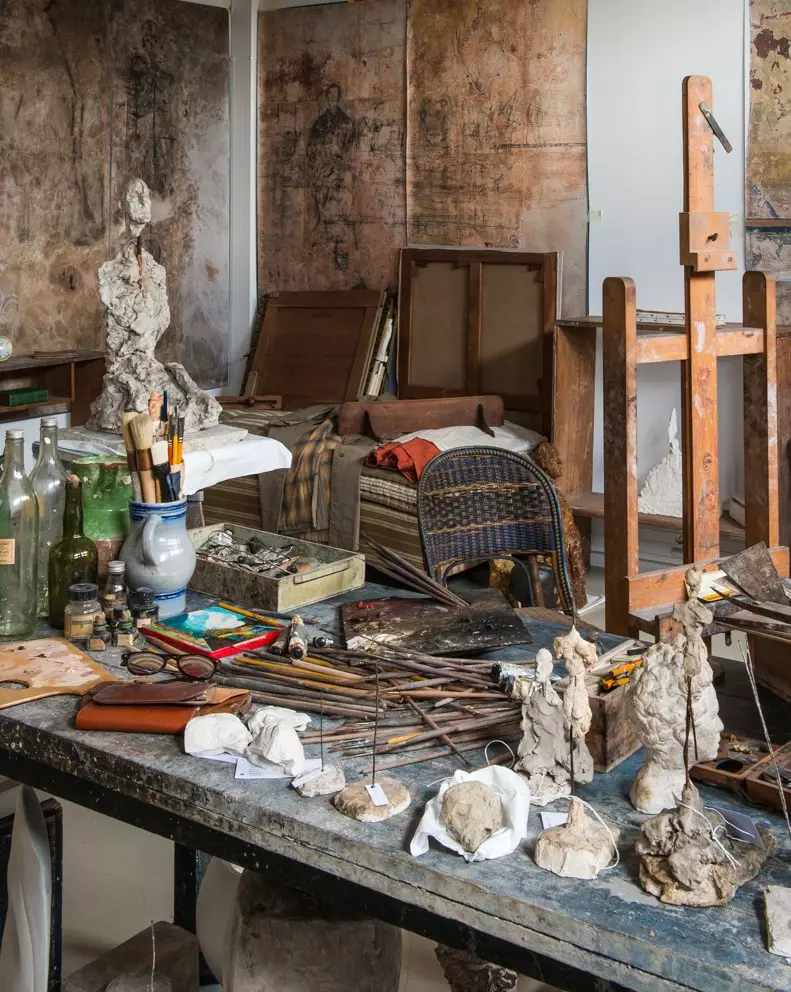 Paano Gumawa ang Giacometti Institute ng Perpektong Replica ng Messy Studio ng Chaotic Master 22299_2