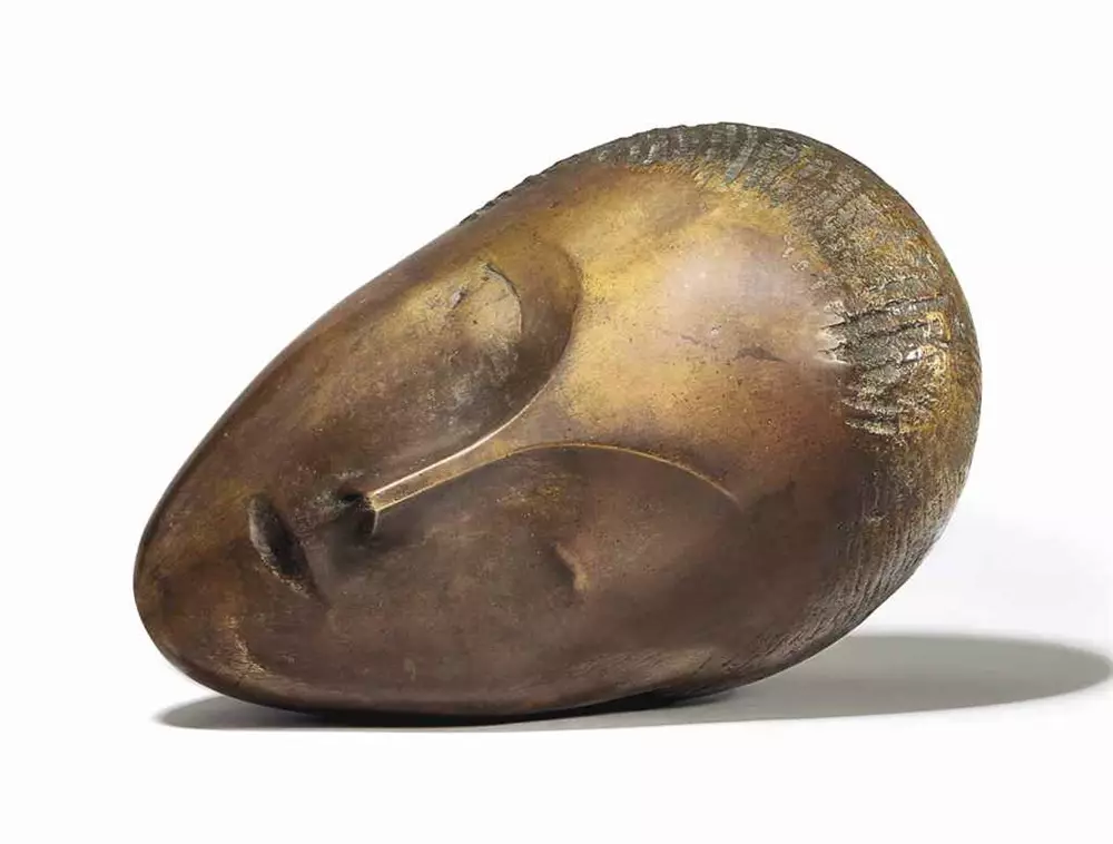 Constantin Brancusi, La muse endormie (1913). Kwa hisani ya Christie's Images Ltd.