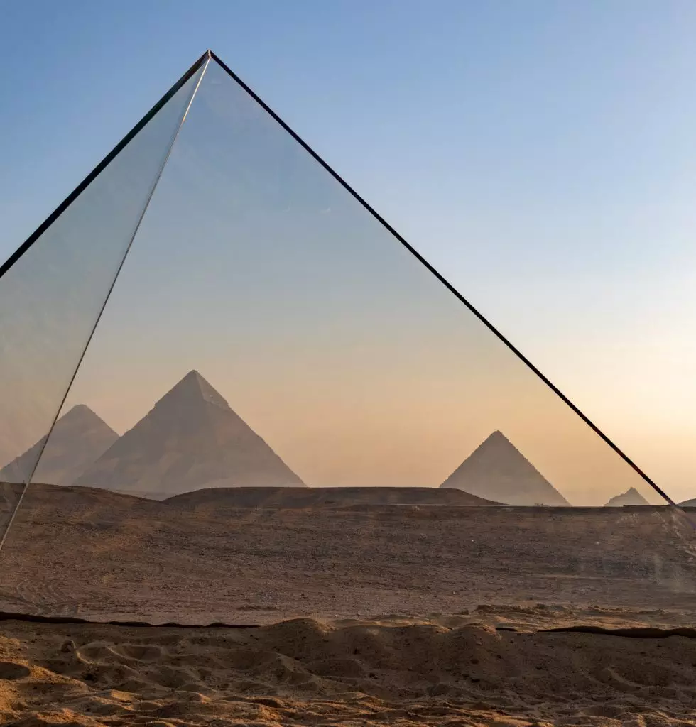 ‘Binago Namin ang Kaisipan ng mga Tao’: Kung Ano Ito sa Lupa sa Egypt nang Inihayag ng mga Opisyal ang Unang Kontemporaryong Palabas ng Sining ng Pyramids