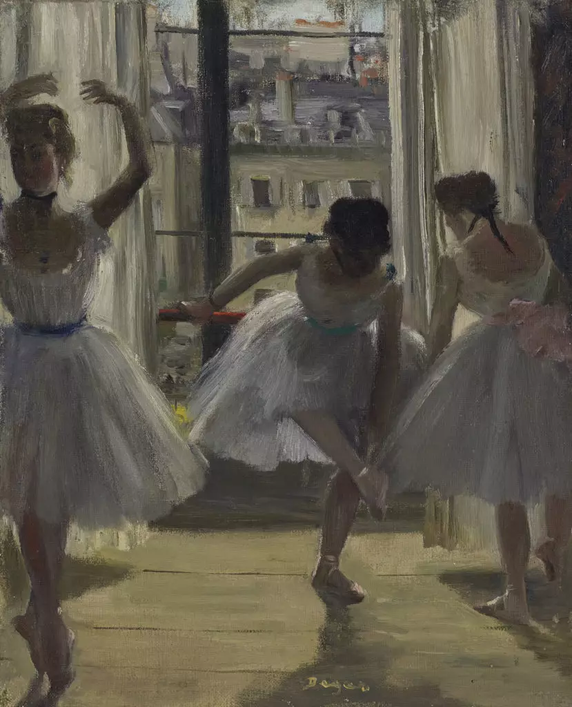 Edgar Degas's Danseuses dans une salle d'exercice (Trois Danseuses) ، 1873-يىلى 5 مىليون 536 مىڭ 844 دوللارغا سېتىلدى. سۈرەتنى كىرىستىي تەمىنلىگەن.