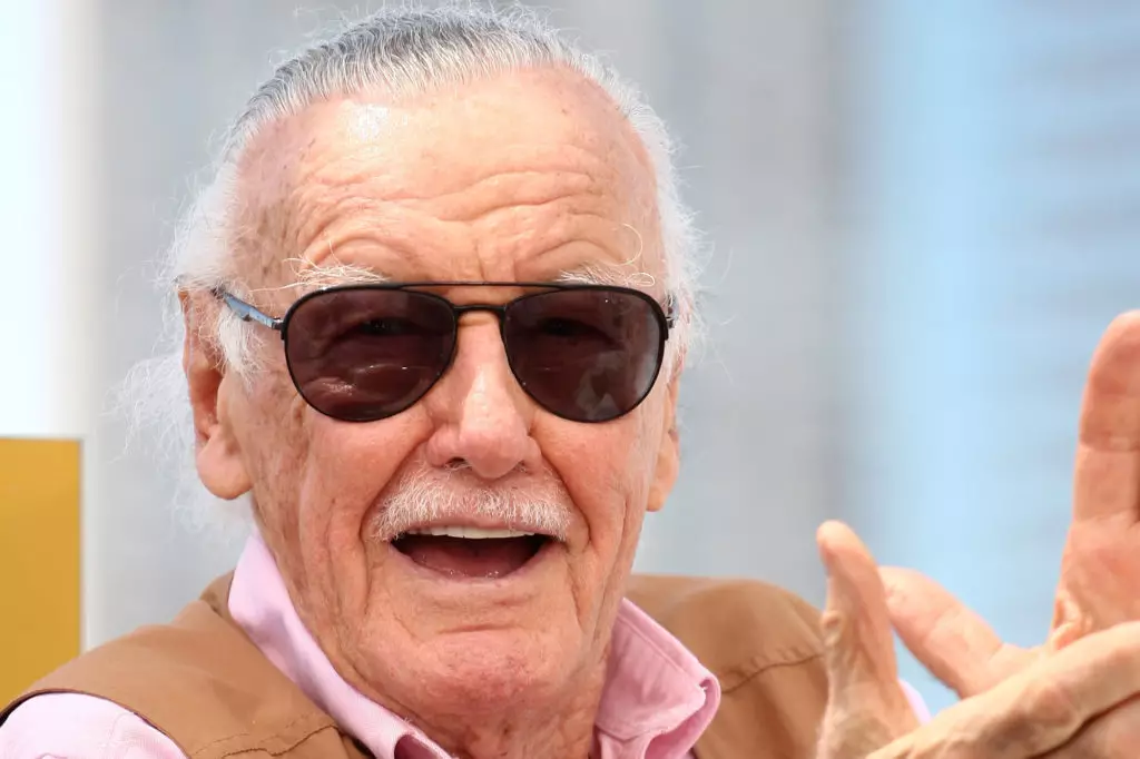 Stan Lee tại San Diego Comic-Con 2016. Được phép của Tommaso Boddi / Getty Images cho IMDb.