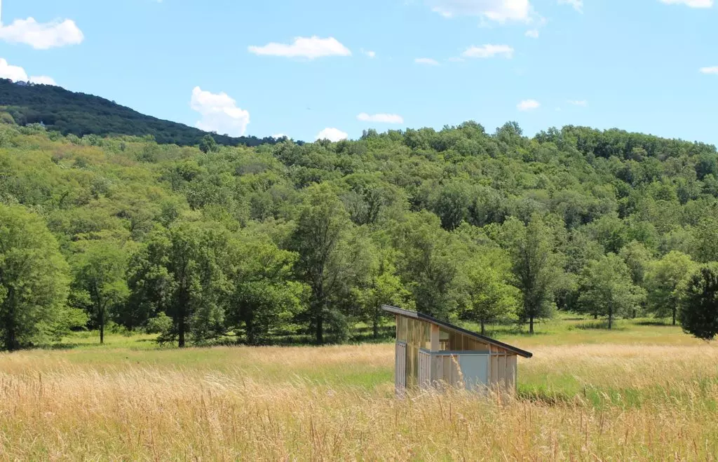 สตูดิโอที่ Shandaken: Storm King, 2017 ได้รับความอนุเคราะห์จาก Shandaken Projects