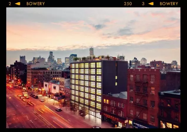 250 Bowery, yeni Uluslararası Fotoğraf Merkezi'nin evi. Fotoğraf: Doug Elliman Emlak.