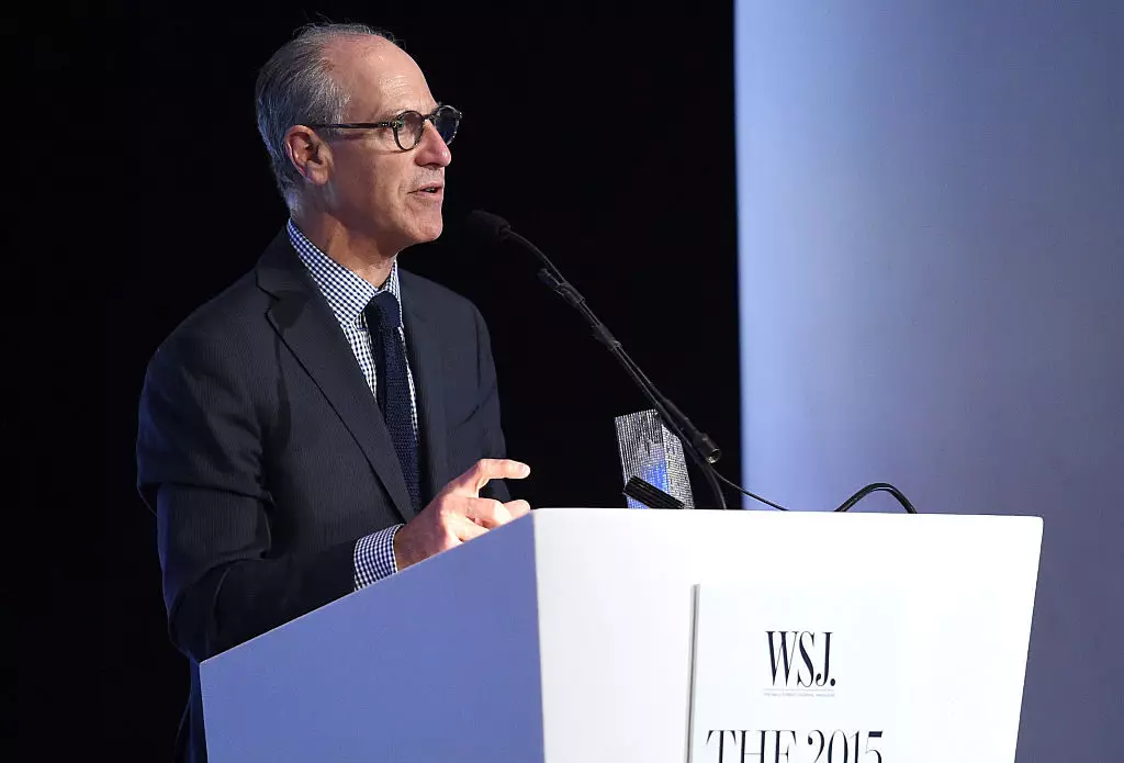 Glenn D. Lowry går på WSJ. Magazine 2015 Innovator Awards på Museum of Modern Art den 4 november 2015 i New York City.