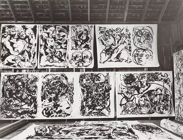 Hans Namuth, Jackson Pollock-en estudioa. Argazkia: ©1991 Hans Namuth Estate Sormen Argazkilaritzarako Kortesia Zentroa, Arizonako Unibertsitatea.