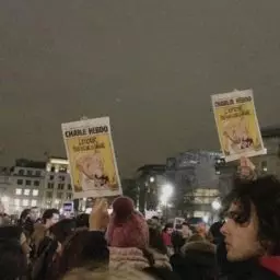 Londoners March mu Solidarity kwa Charlie Hebdo ku Trafalgar Square 26878_10