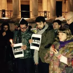 Londoners March mu Solidarity kwa Charlie Hebdo ku Trafalgar Square 26878_3