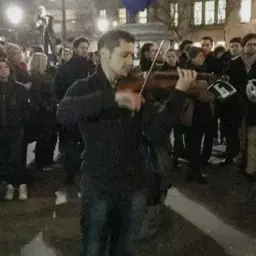 Лондонлылар Трафальгар мәйданында Чарли Хебдо өчен бердәмлектә март 26878_4