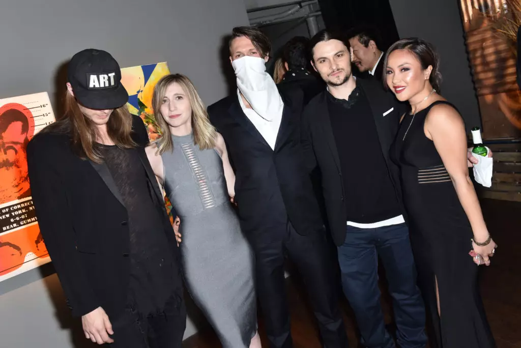 Tetamu, Danielle Eden, Thrashbird, Shiloh Fernandez, dan tetamu di Gala Medair Tahunan Pertama di Stephan Weiss Studio. Ihsan Jared Siskin/Patrick McMullan melalui Getty Images.