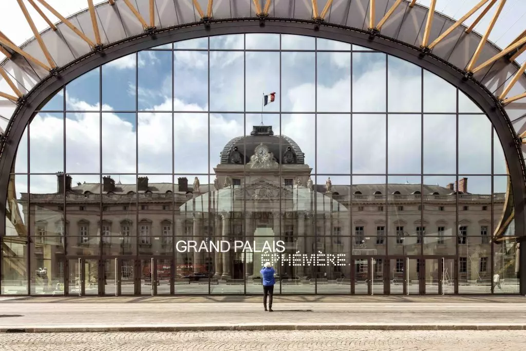 Le Grand Palais Éphémère, Champs de mars, Paris. Wilmotte ug Associés Architectes. Litrato ©Patrick Tourneboeuf/RMN_GP/Paris 2024/Tendance Floue.