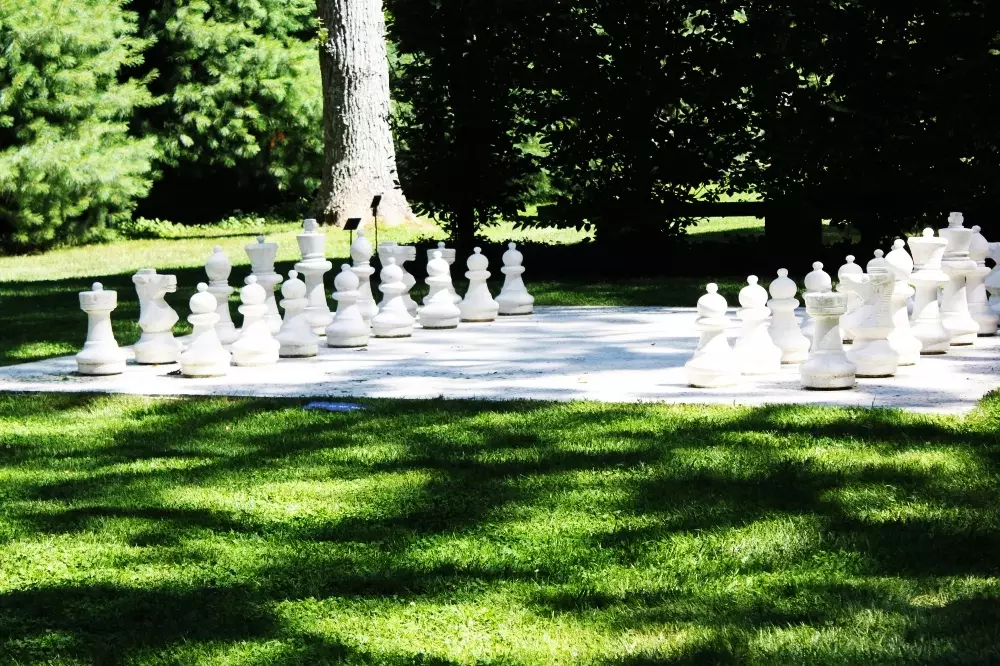 Play It By Trust de Yoko Ono (1999). Imaxe © o artista e LongHouse Reserve.